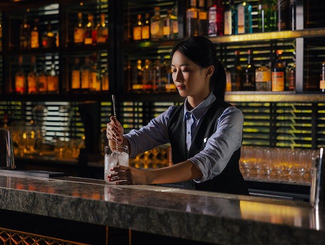 Singapore Cocktail | Bar | Madame Fan